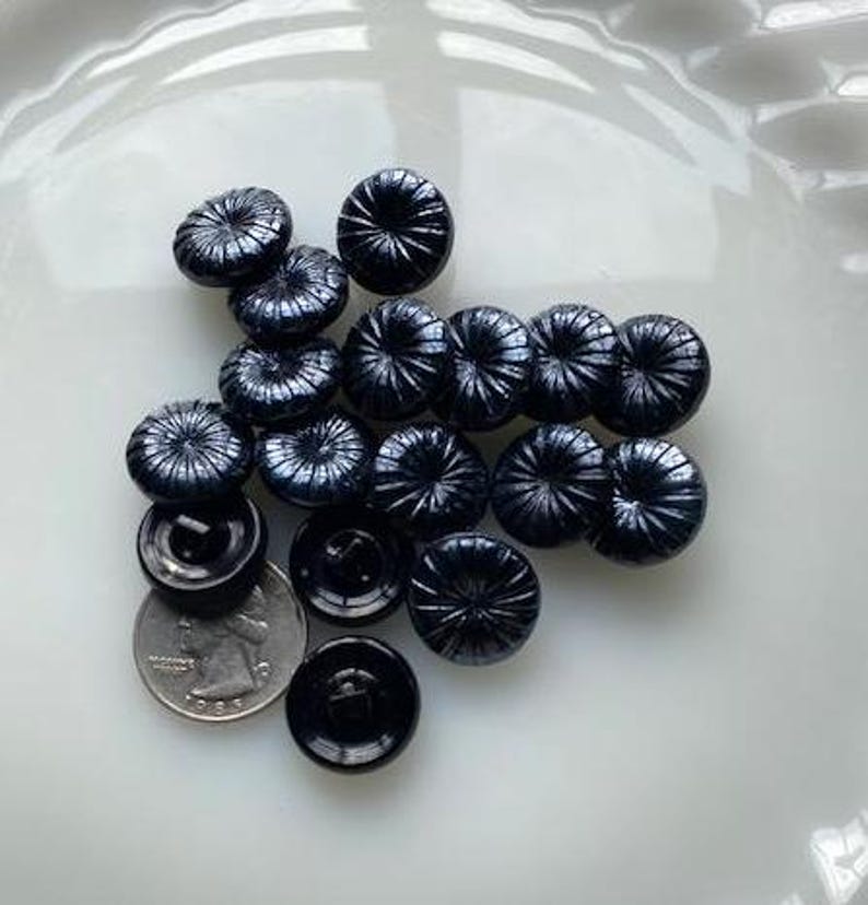 Vintage Czech Black Glass Buttons -- 3/4" Iridescent Flower Buds (9) - Etsy
