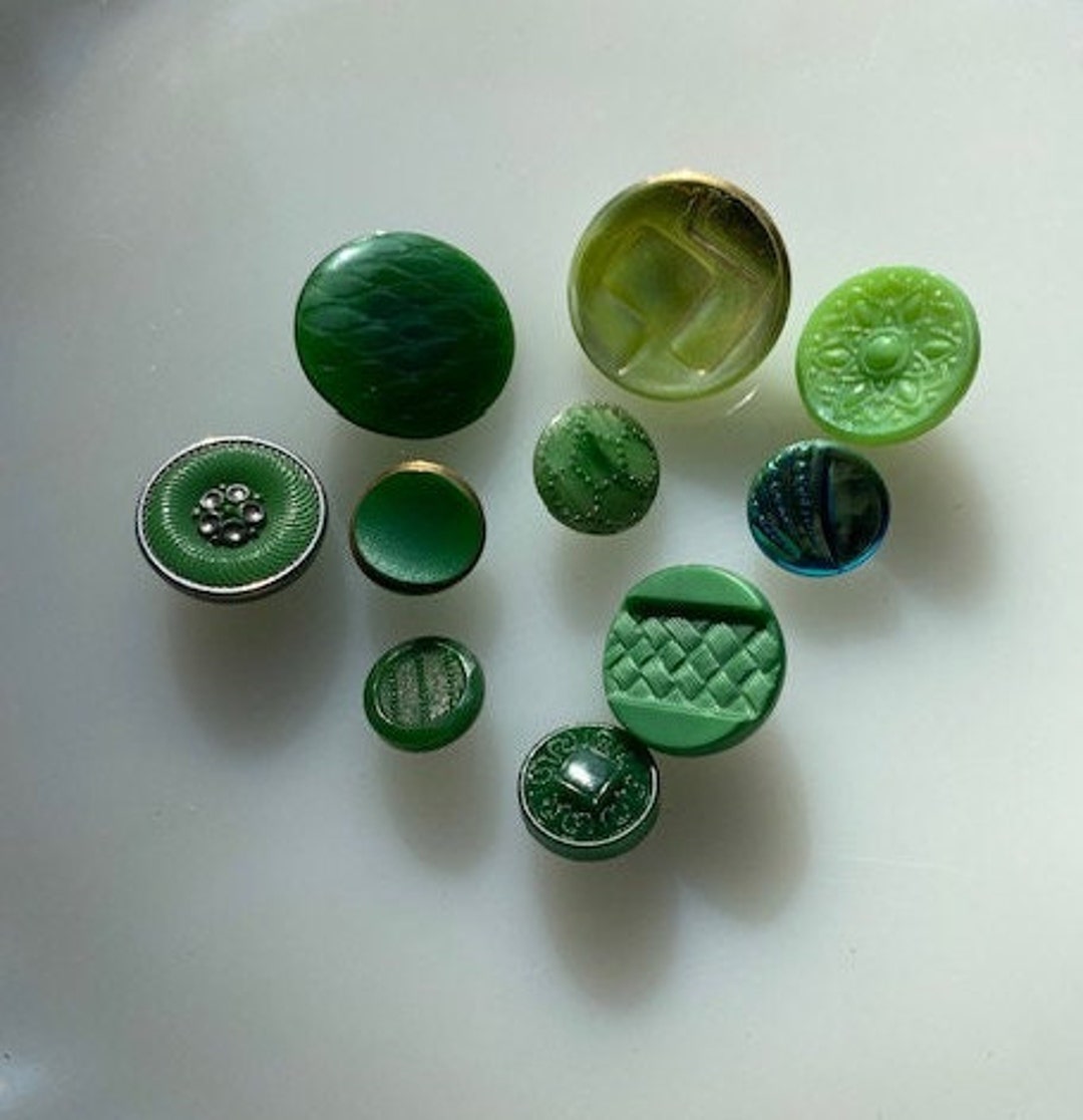 Vintage Glass Button Collection-- Green Buttons -- Lot T - Etsy