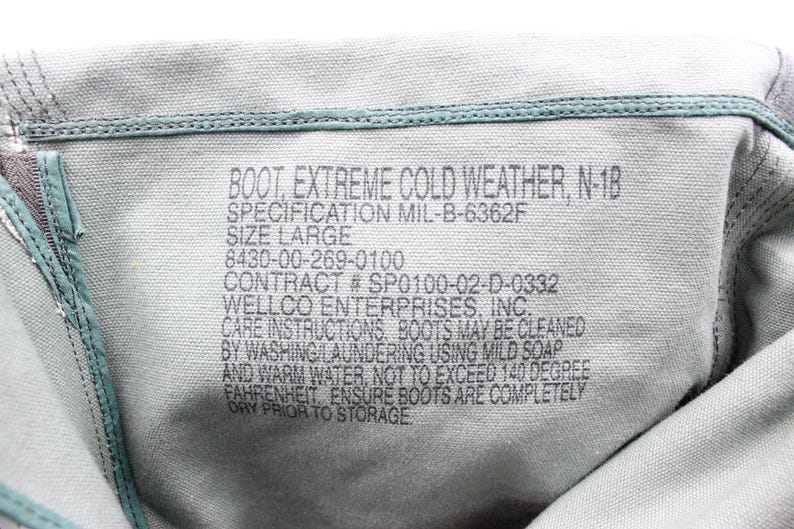 USAF Surplus N-1B Mukluks Size Large Extreme Cold Weather Boots US Size ...
