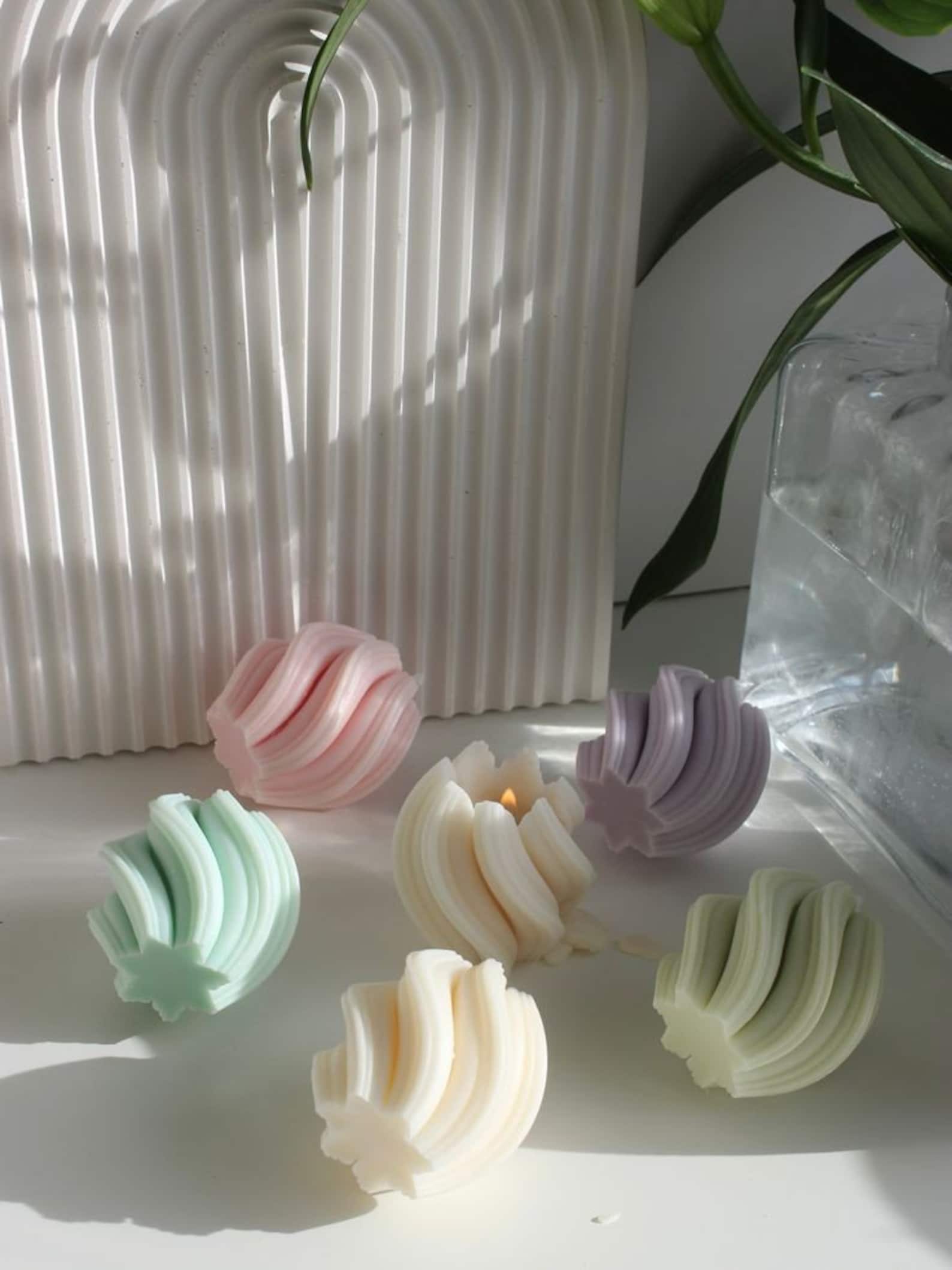 Lucerna Swirl Small Candle - Swirl Candle - Abstract Candle - Soy Wax ...