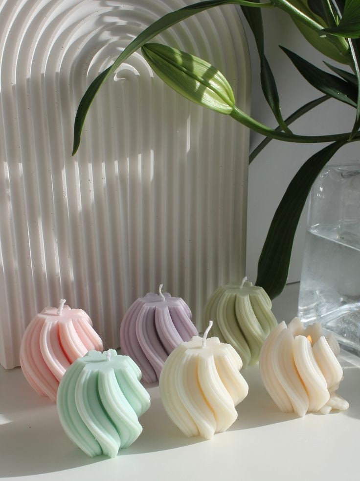 Lucerna Swirl Small Candle - Swirl Candle - Abstract Candle - Soy Wax ...