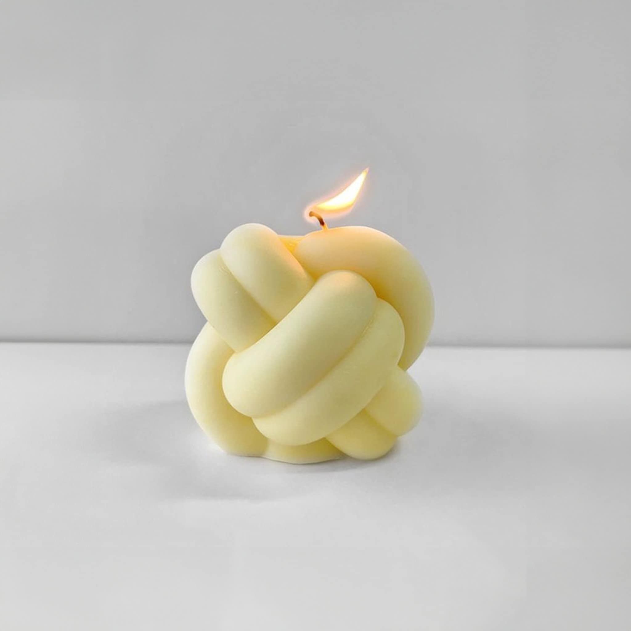 Lucerna Knotted Rope Large Soy Wax Candle, Braided Ball Soy Wax Candle ...