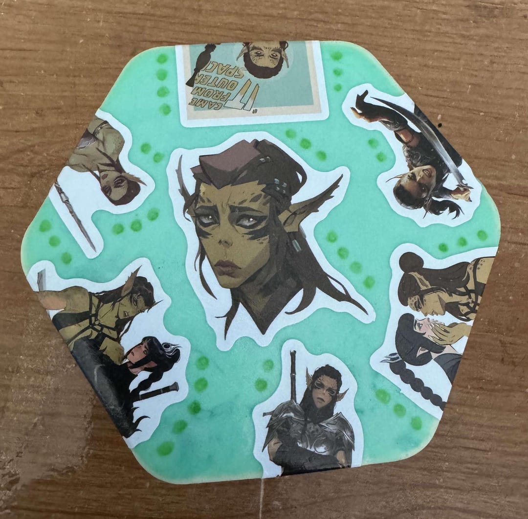 Gith Queen Dice Box with Full Set of TTRPG Dice - Etsy