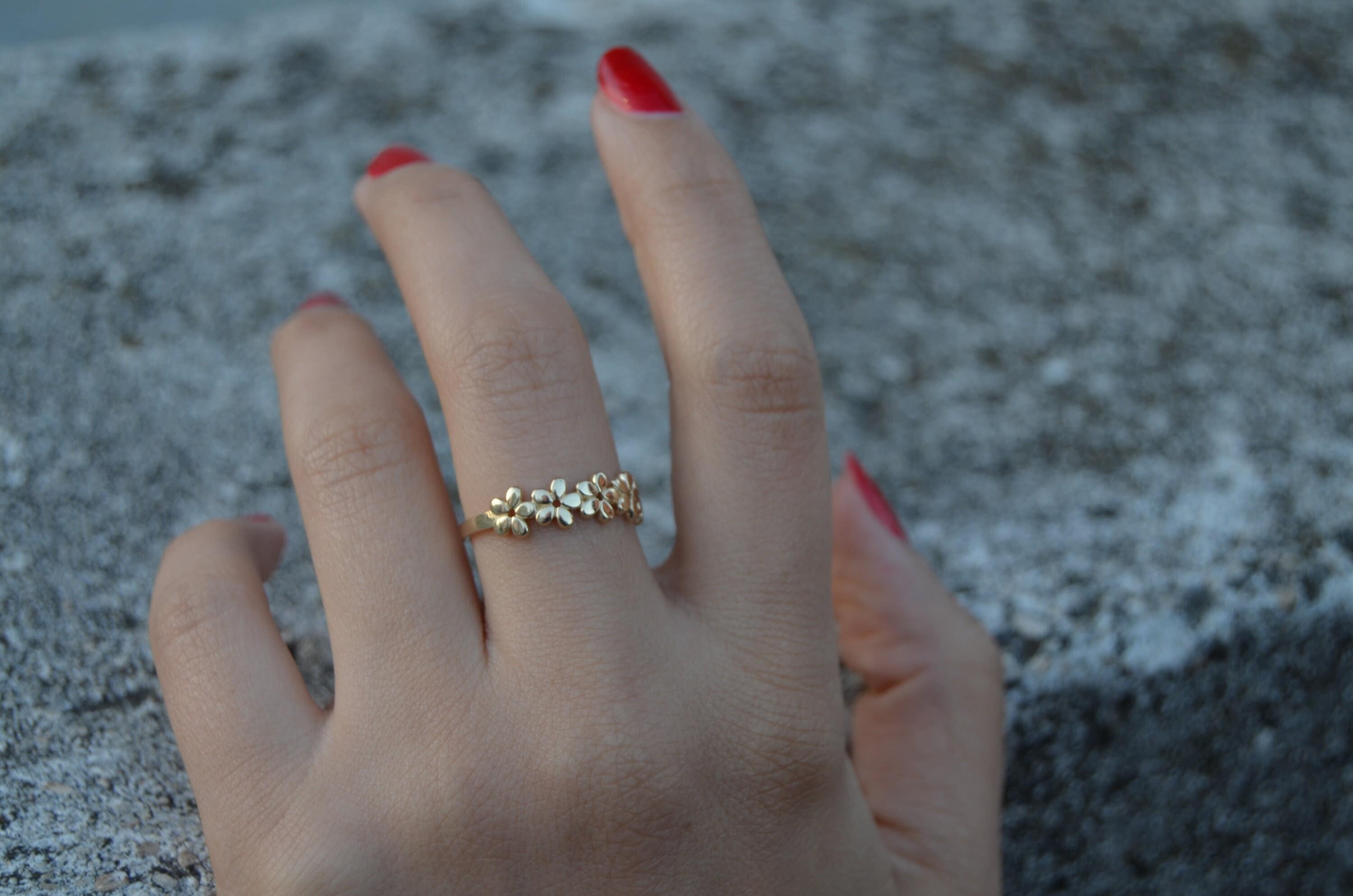 14k Solid Gold Daisy Ring | Minimalist Ring Real Gold | Dainty ...