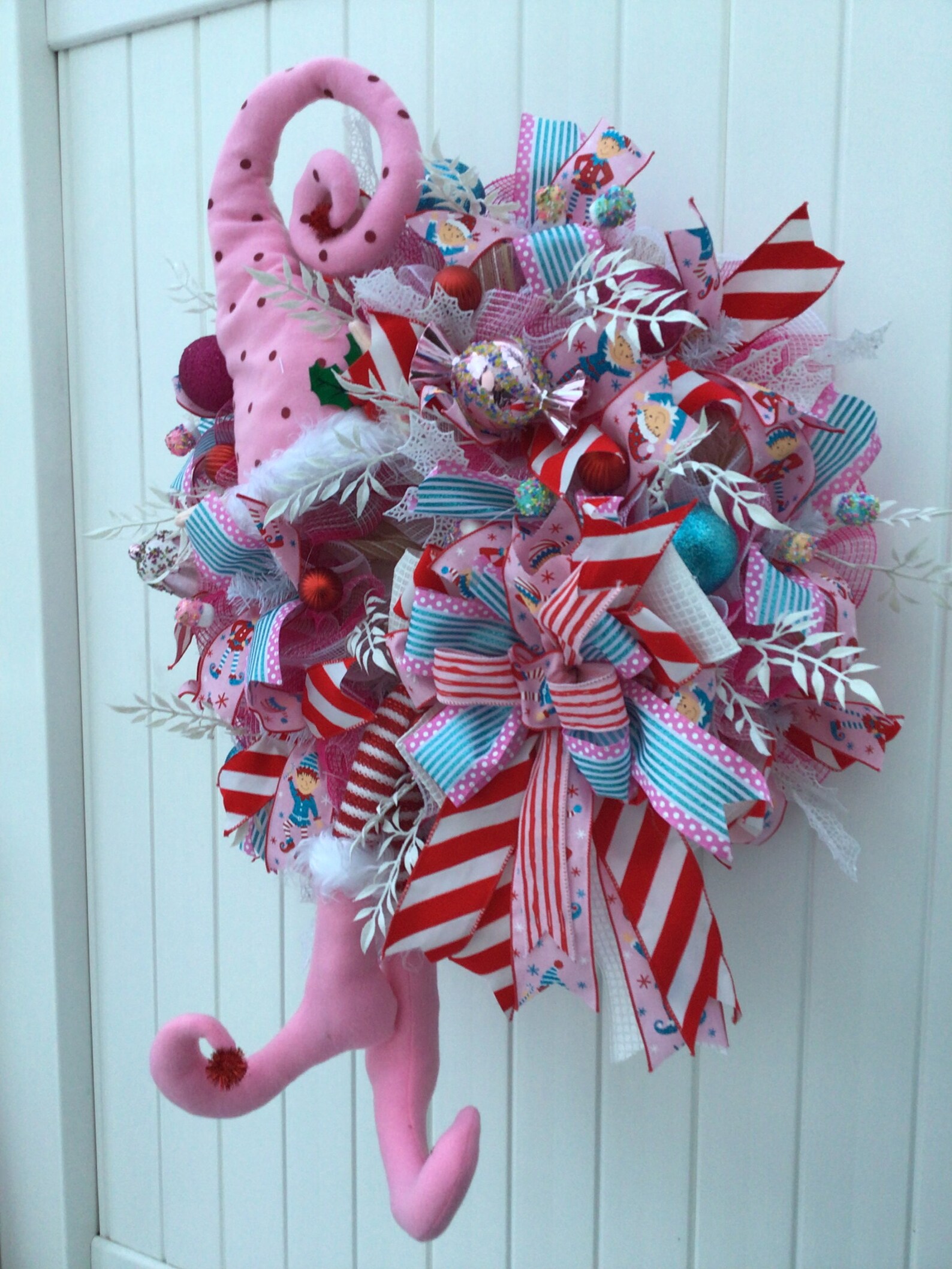 Christmas Wreath, Elf Wreath, Elf Door Hanger, Front Door Wreath - Etsy