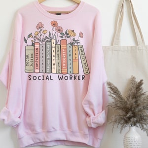 Social Work Sweatshirt Social Worker Gift LCSW Gifts Retro Floral ...