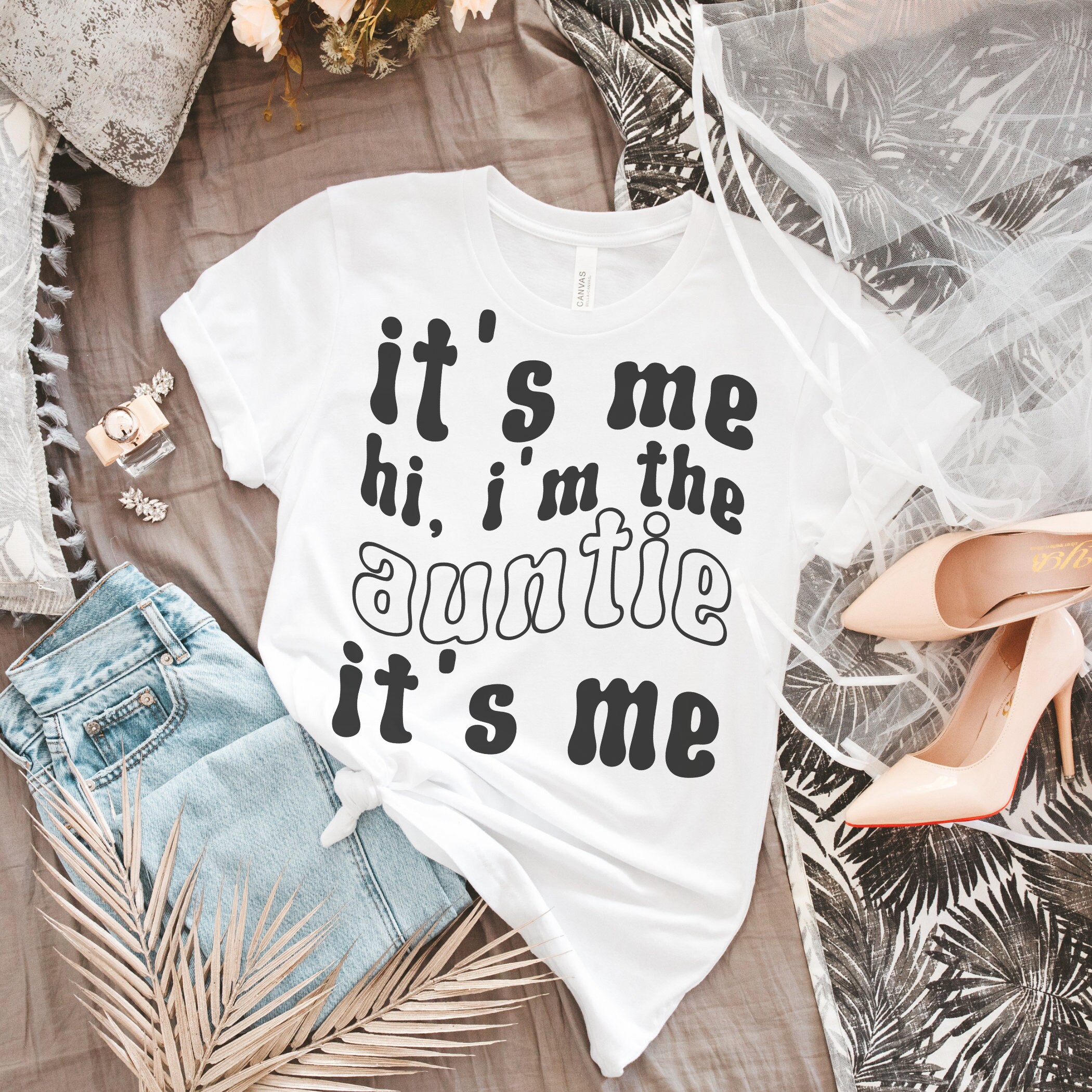 It's Me, Hi, I'm the Auntie Shirt, Funny Auntie Gift - Etsy