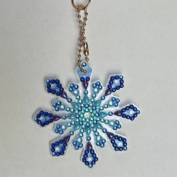 Snowflake Keychain - Etsy