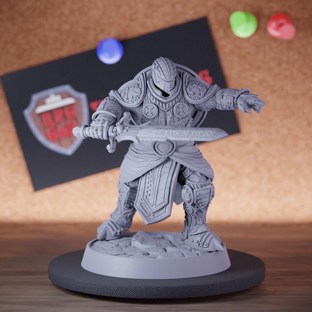Guard Captain Miniature Paladin Mini Dungeons and Dragons RPG Tabletop ...
