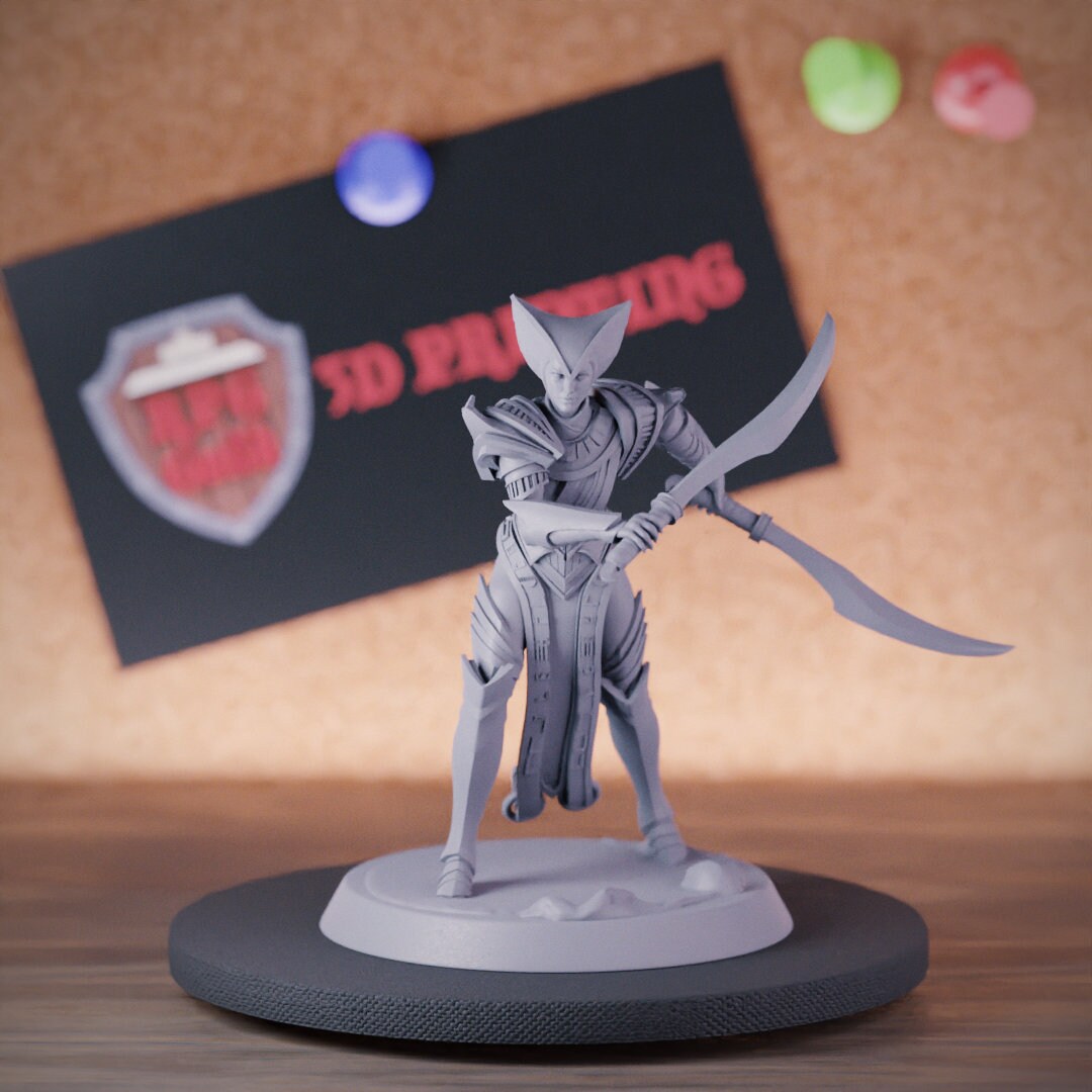 Egyptian Female Assassin Miniature Human Knight Mini Dungeons and ...