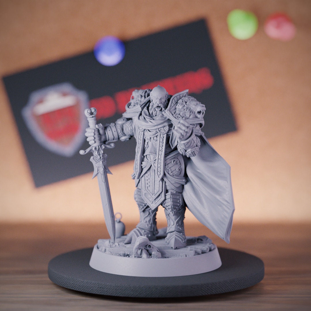 Human Paladin Warrior Miniature Holy Fighter Dungeons and Dragons Mini ...