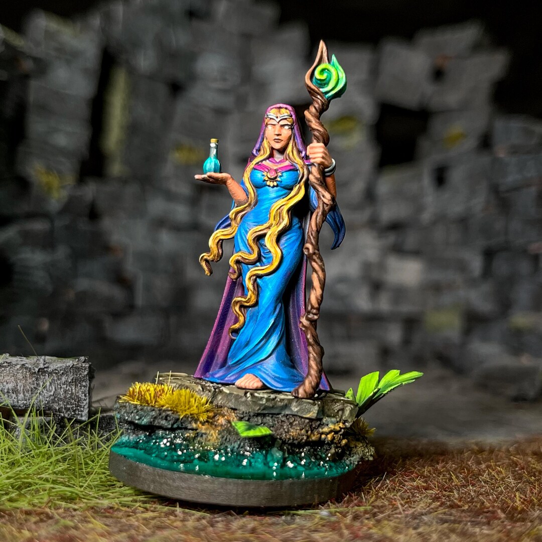 Priestess Painted Miniature Dungeons and Dragons Dnd RPG Mini Tabletop ...