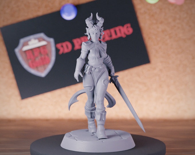 Tiefling Gladiator Tiefling Fighter Galaad | Miniature Dungeons and ...