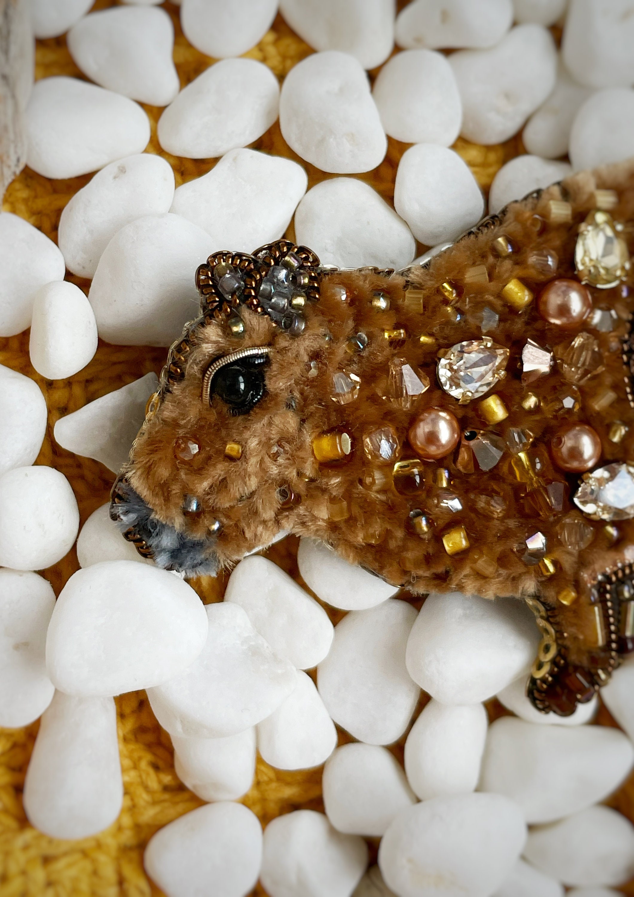 Capybara Brooch Pin, Fluffy Brooch, Meme Brooch, Embroidery Brooch ...