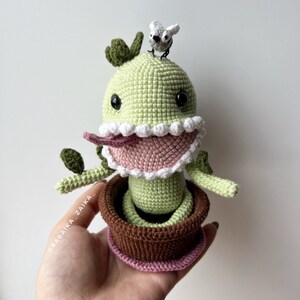 PDF Crochet Venus Fly Trap Pattern, Amigurumi Halloween Ornament Crochet Fly Trap Doll Pattern ...