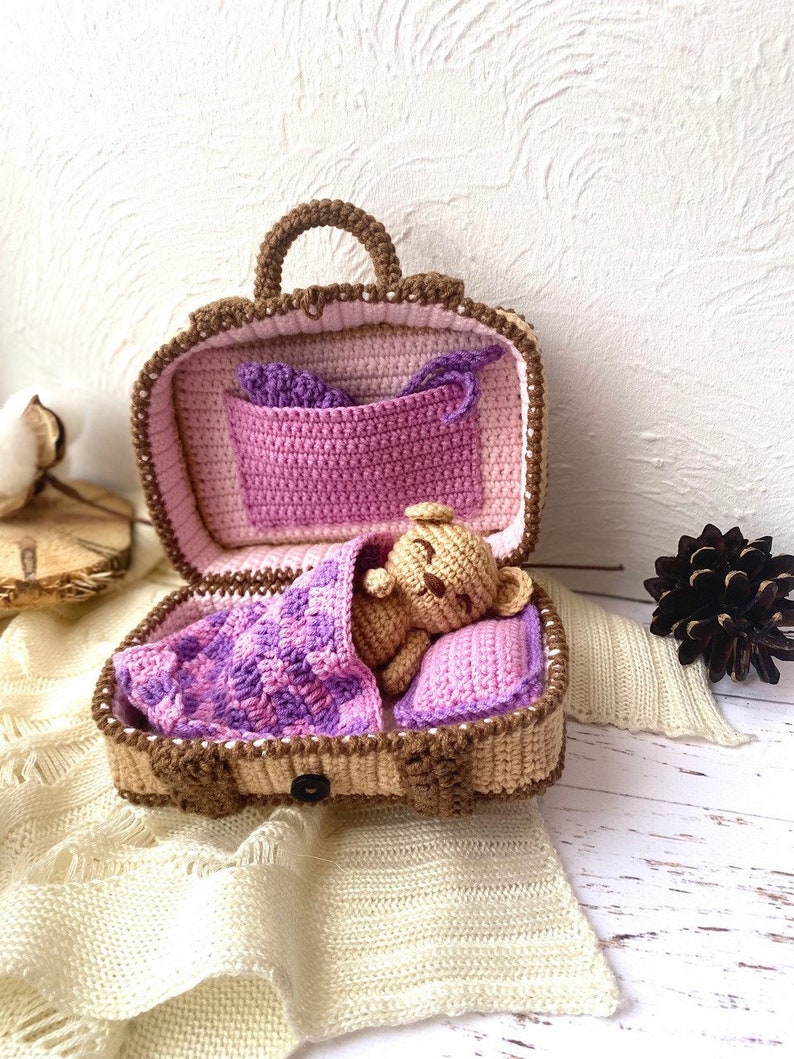 PDF Crochet Pattern Teddy Bear in Suitcase Small Toy Pattern - Etsy