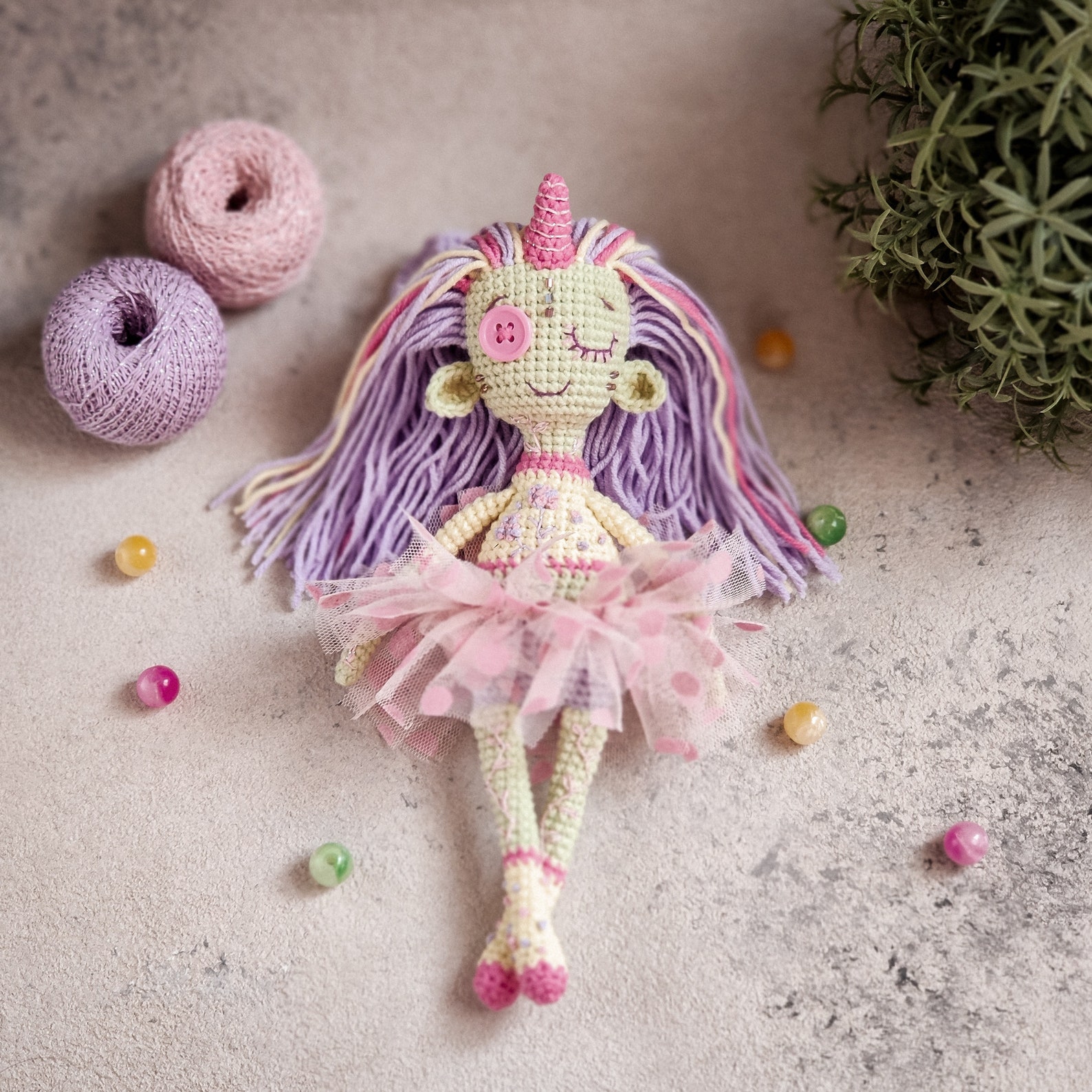 CROCHET PATTERN Gothic Doll / Gothic Amigurumi Doll / Amigurumi Little ...