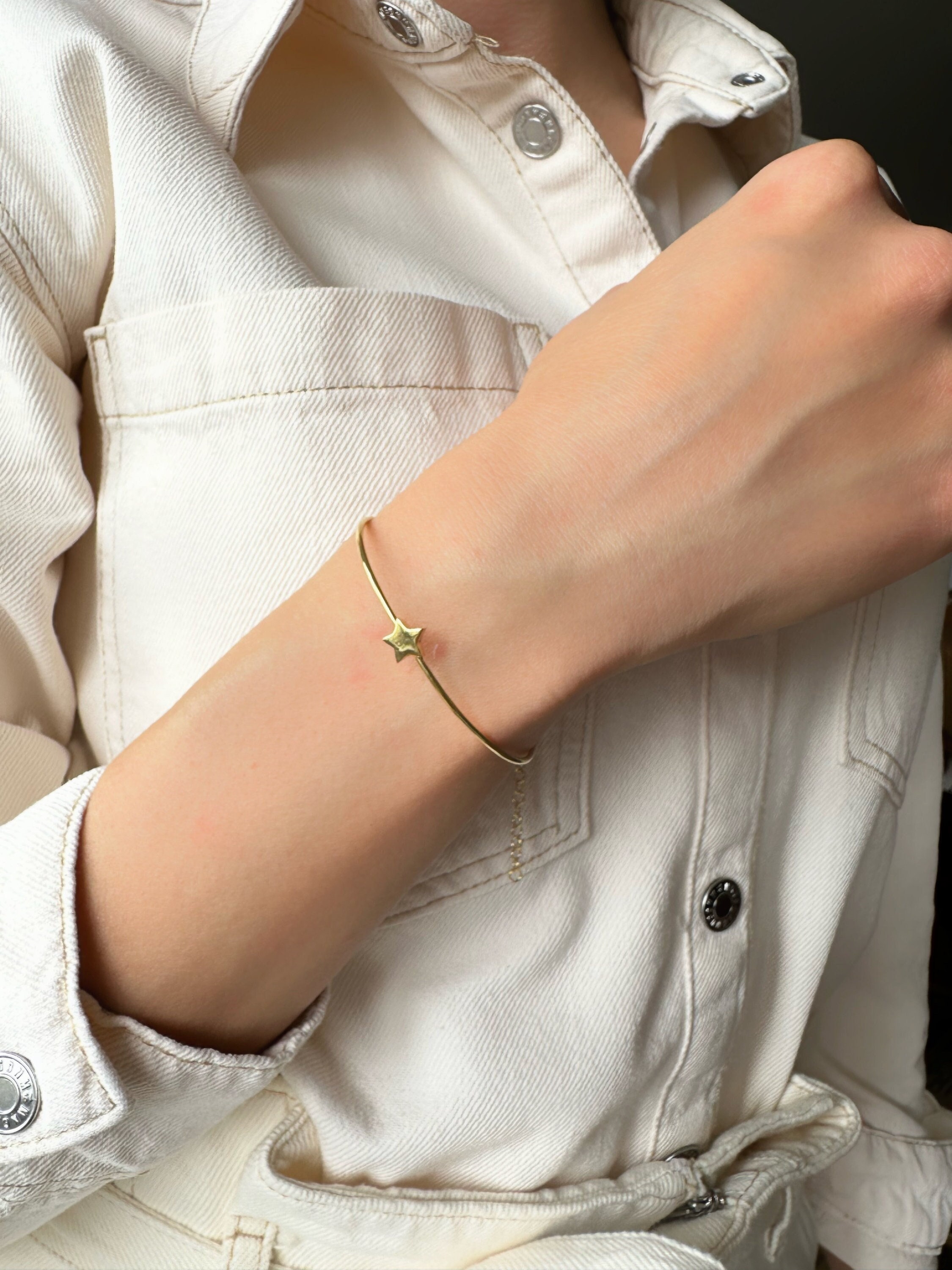14k Solid Gold Minimalist Bangle Star Bracelet Handcuff - Etsy