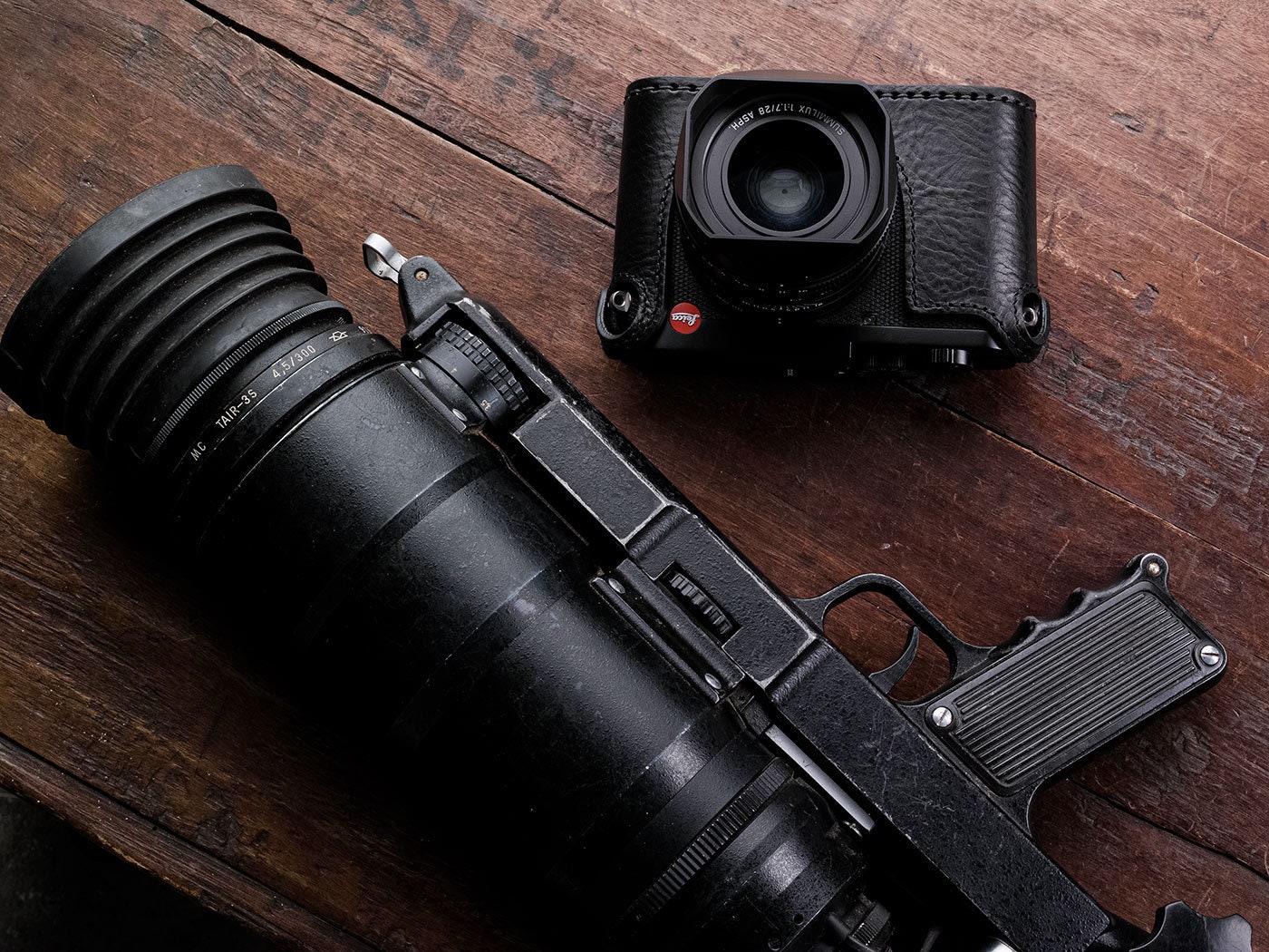 Leica Q2 (Q2 MONOCHROM) Half Case in Leather - Etsy