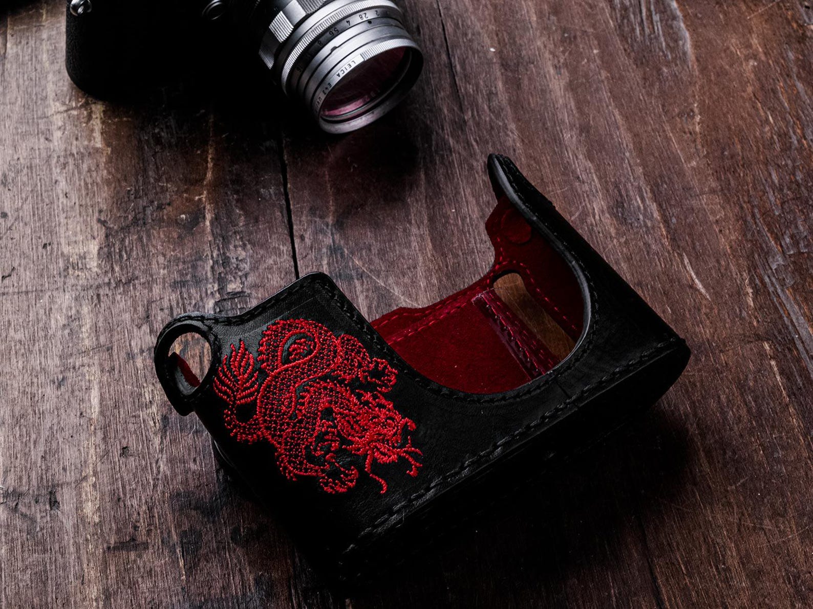 Half Case in Leather for Leica Q Q-P EMBRODED - Etsy