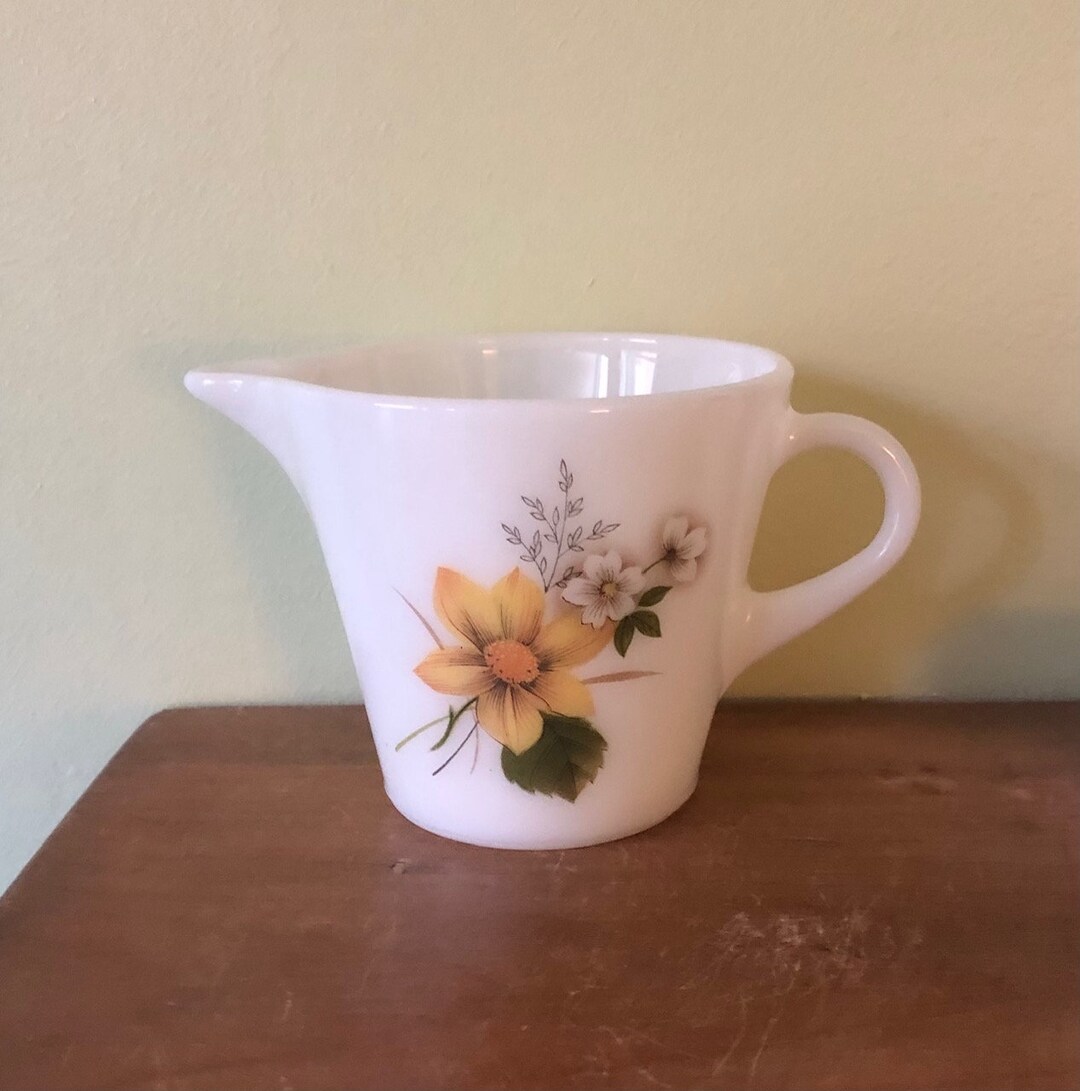 Pyrex JAJ Autumn Glory Small Jug Pyrex Milk Jug - Etsy UK