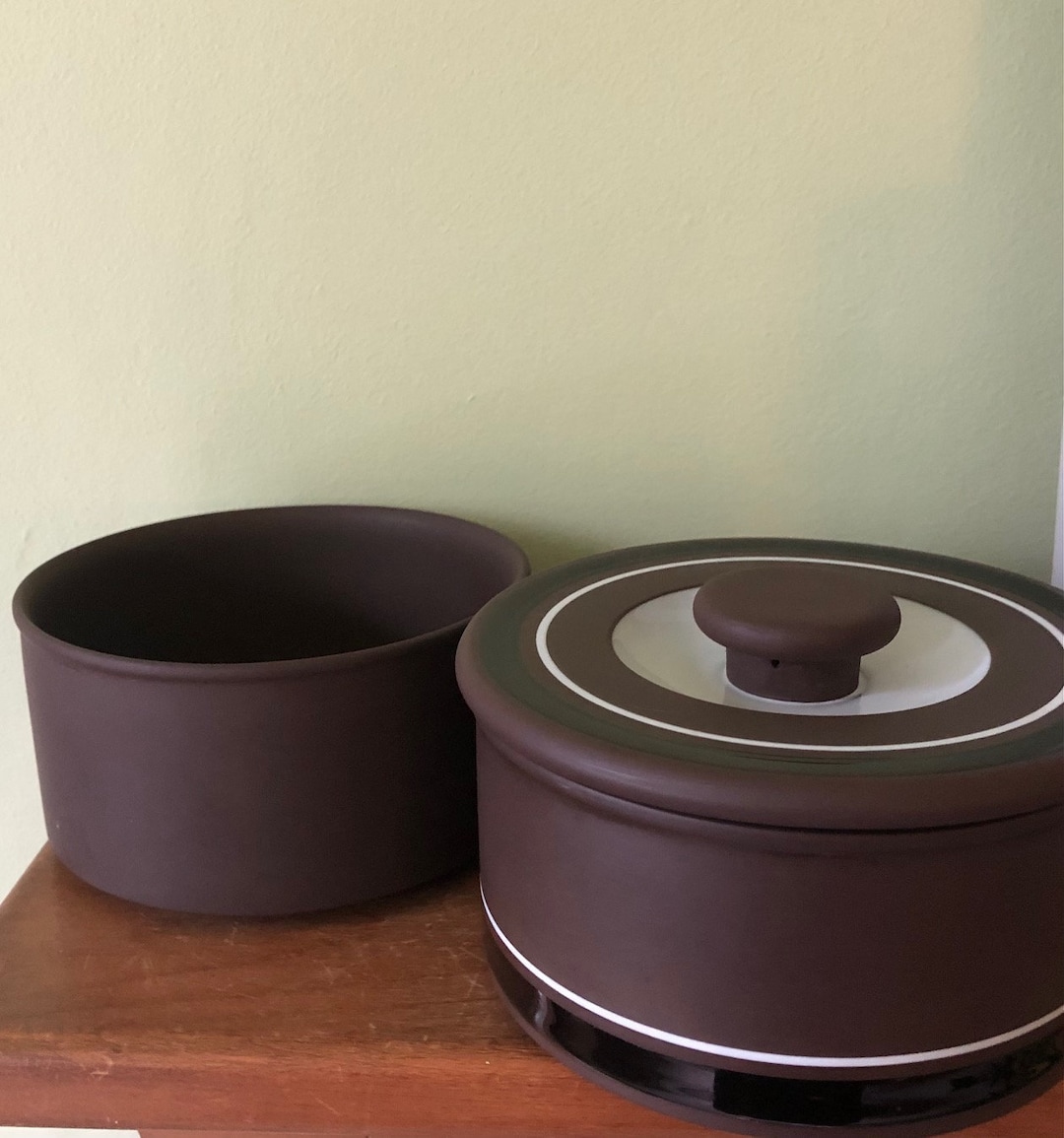 Hornsea Pottery Contrast Small Lidded Bowl - Etsy UK