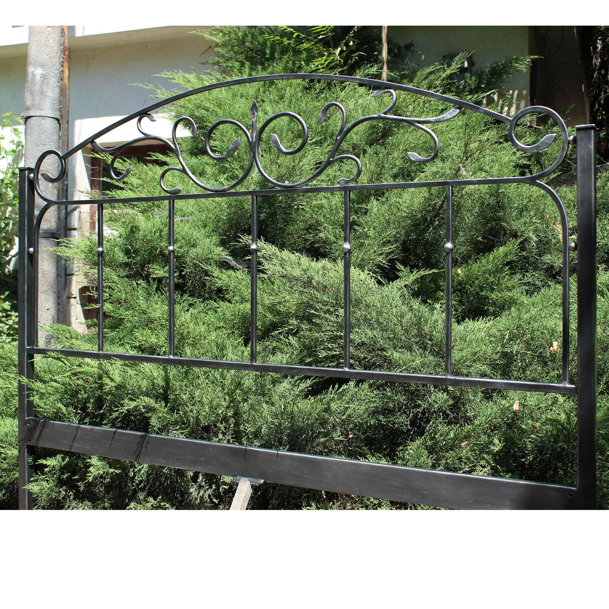 Iron king bed headboard store