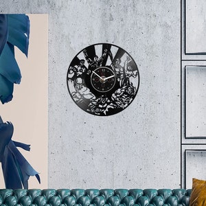 DC Legends Vinyl Record Large Wall Clock DC Characters Unique Decor for ...