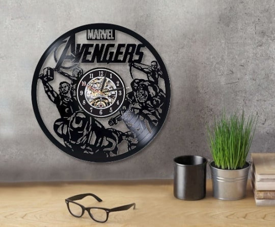 Avengers Superheroes Vinyl Record Wall Clock Marvel Comics Room Decor ...