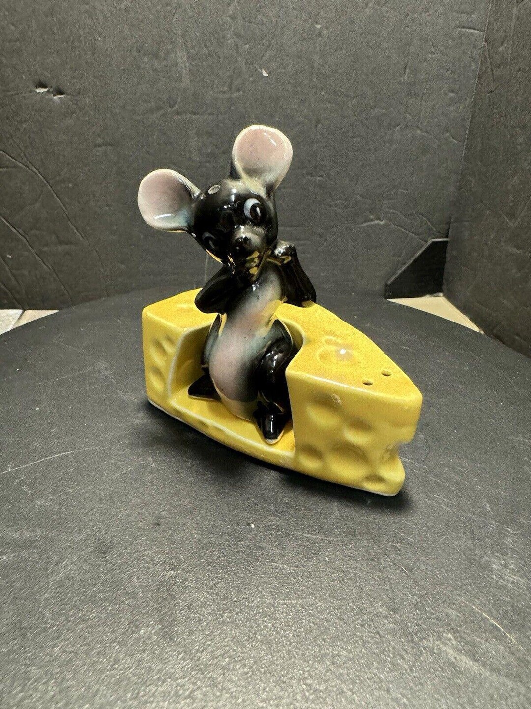 Mouse and Cheese Salt and Pepper Shakers Vintage 1950s Japan - Etsy