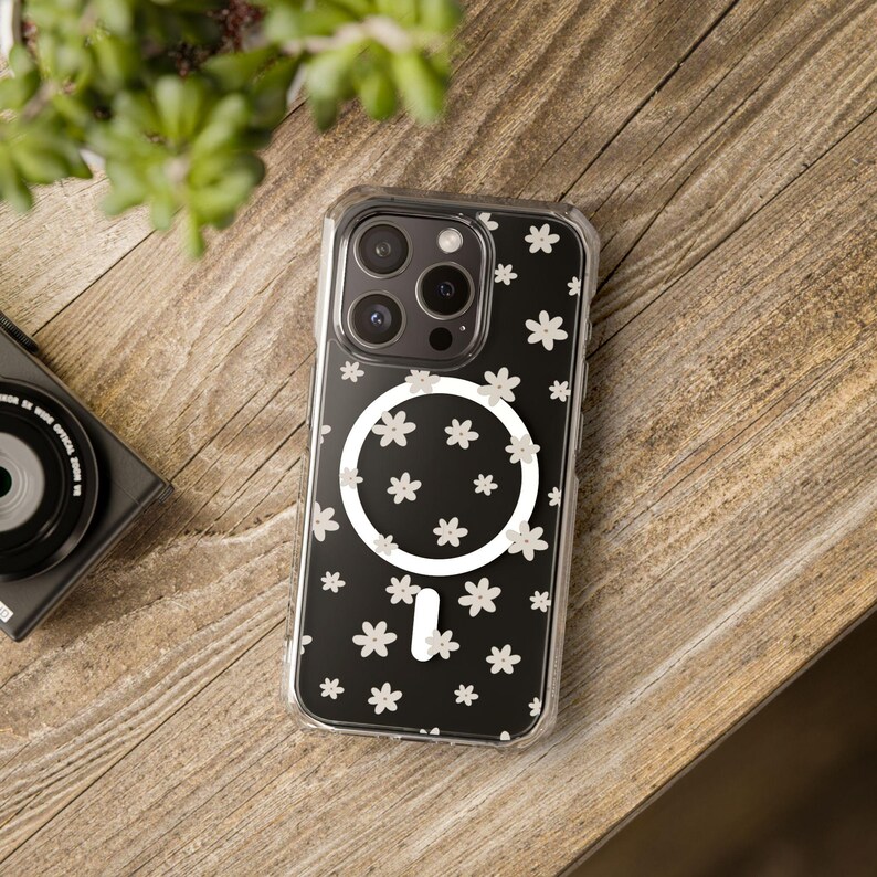 Small Flower Magsafe® Compatible iPhone 14/15 Case | Durable ...