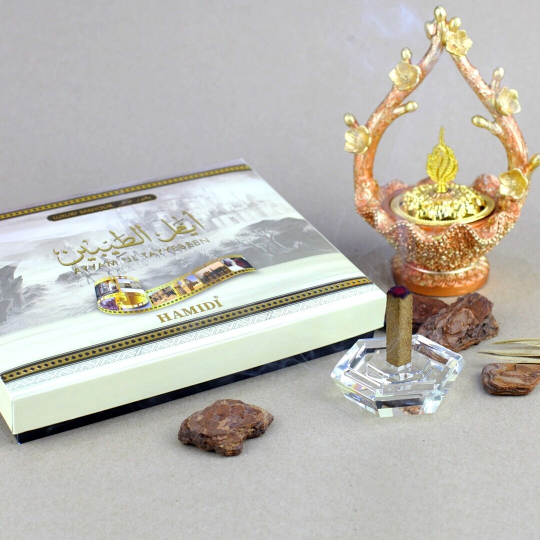 Oud Bakhoor With Frankincense & Cinnamon | Bakhoor Sticks With Crystal ...