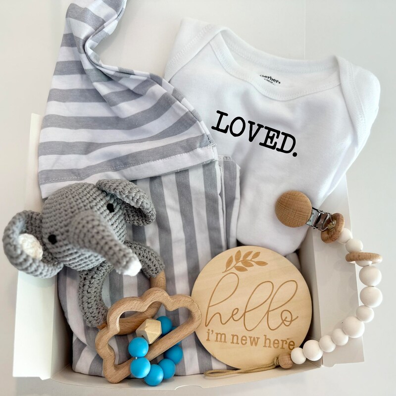 Gender Neutral Baby Gifts - 60+ Gift Ideas for 2024