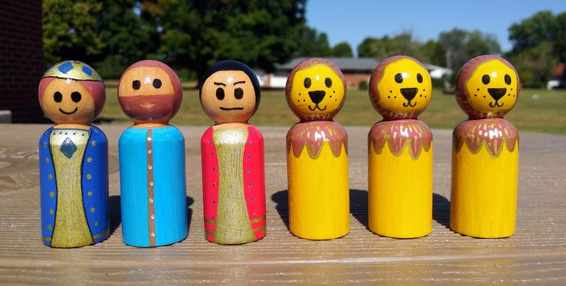 Daniel in the Lion's Den Set of 6 Hand Painted Wooden Peg Dolls 2- 3/8 ...