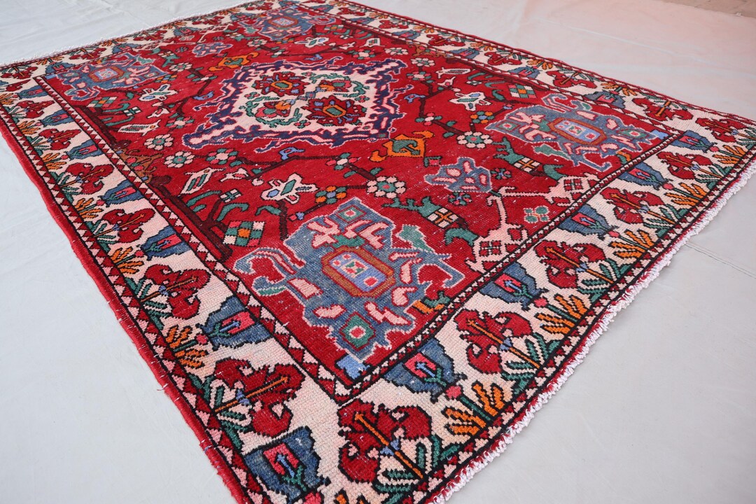 Collectors Piece 4'9x6'6 Geometric Design Caucasian Rug, Fine Handmade ...