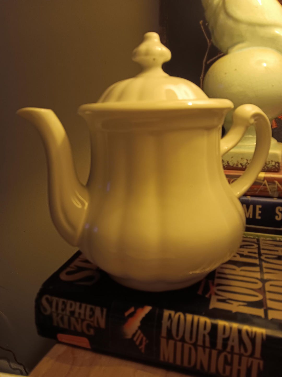 S.P.M. Walkure-bayreuth Bavaria Germany White Porcelain Coffee Pott #1 ...