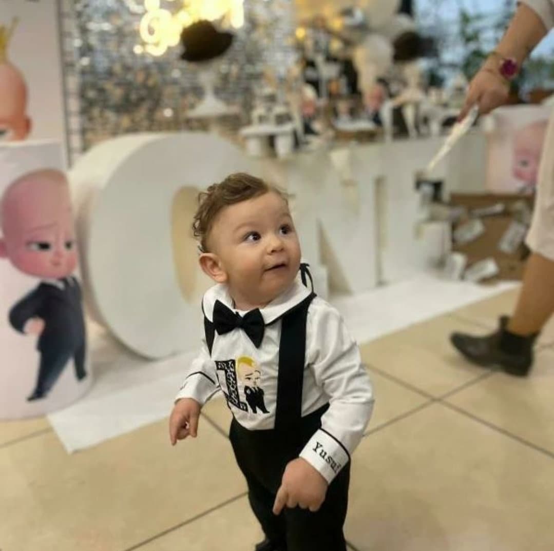 Boss baby outfit store