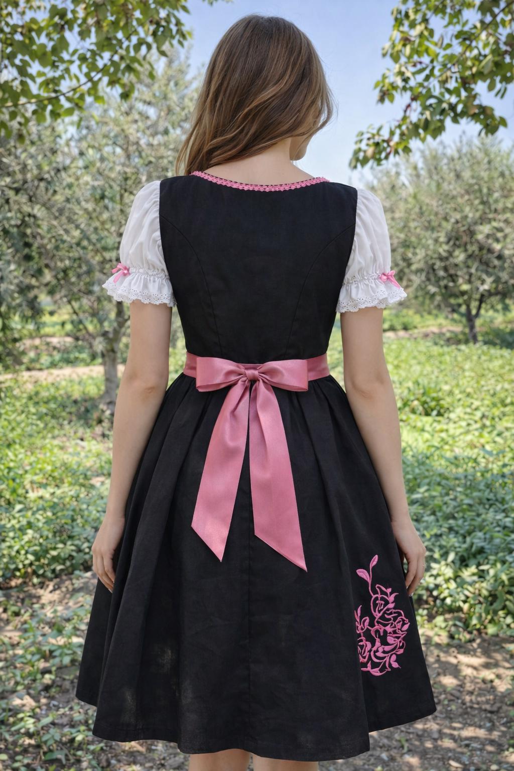 Women’s Bavarian Dirndl Dress | Traditional German Oktoberfest Outfit ...