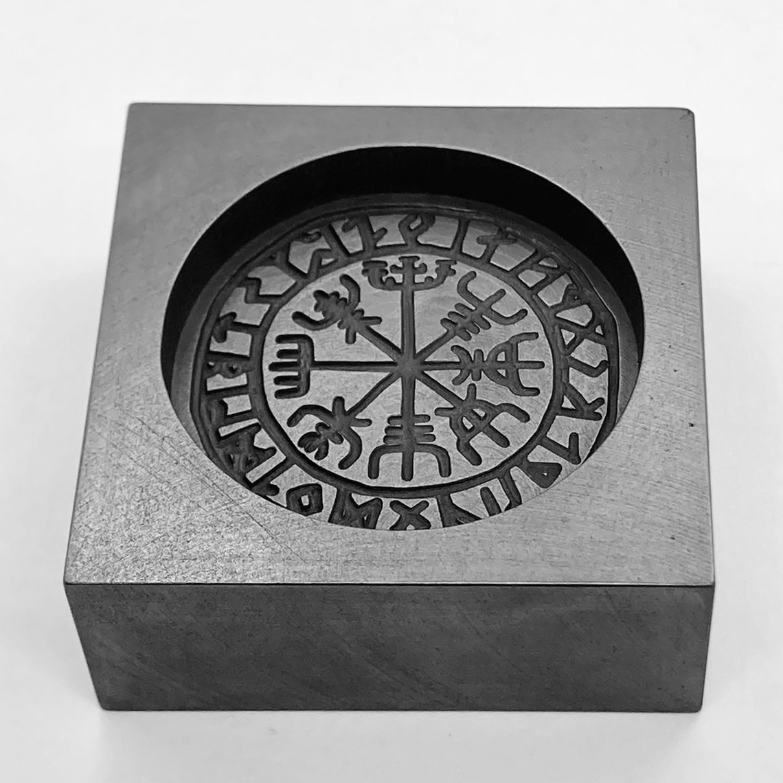 VIKING RUNIC COMPASS vegvisir Graphite Coin Mold - Etsy