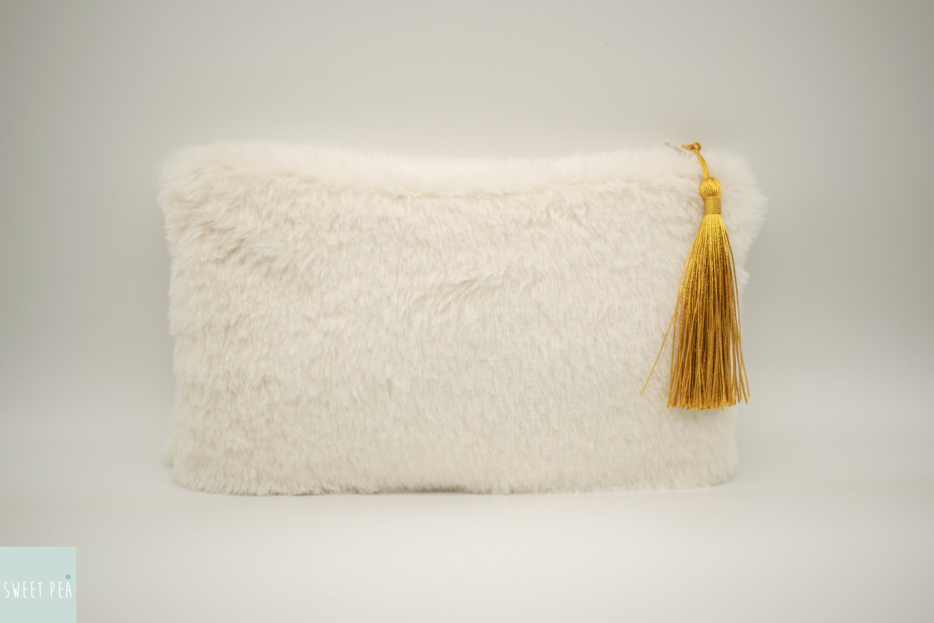 FUR COSMETIC BAG Fluffy Handbag, Zipper Pouch, Furry Bridesmaids Gift ...