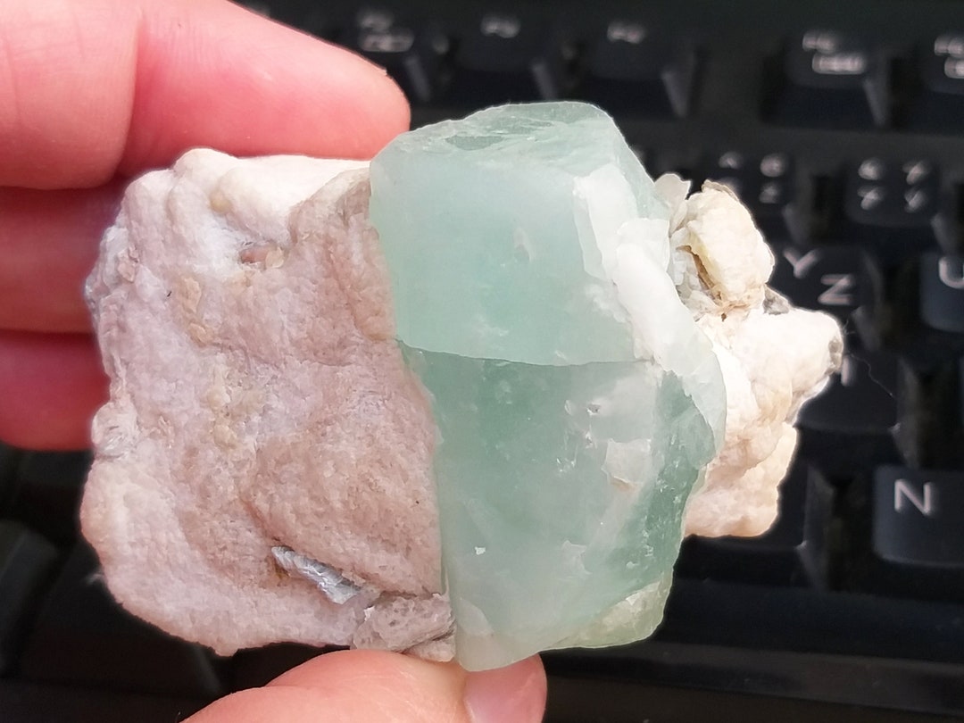 Aquamarine Crystal 6.5cm Specimen Raw Mineral Natural Stone Sparkly ...