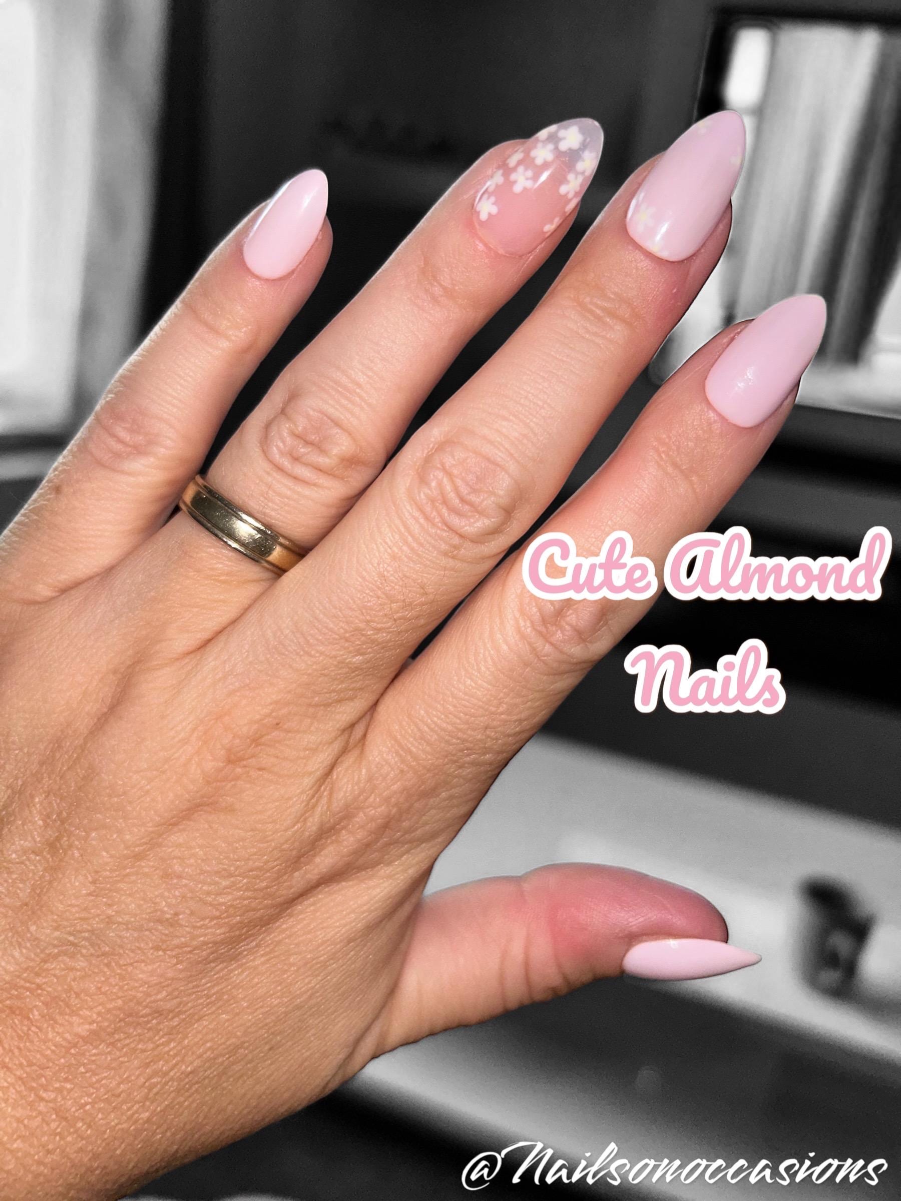 Short light pink nails store