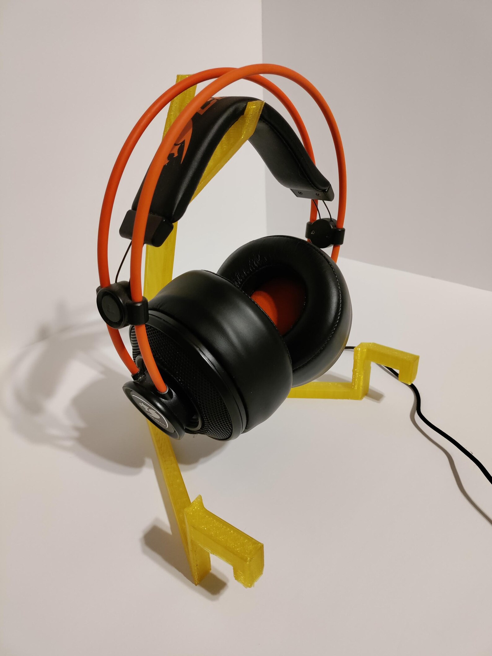Rmade3d Hs-rest Prototype First Iteration Headset Rest Headphone Stand ...