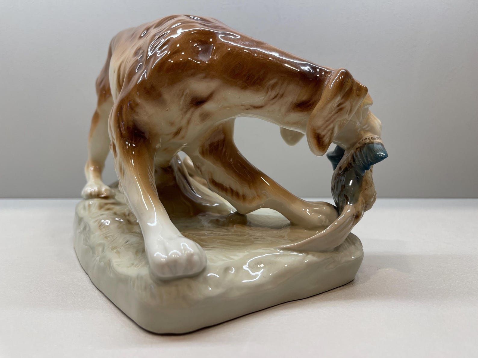 Royal Dux Czechoslovakia 306/1 Hunting Dog With Prey Art Deco Porcelain ...