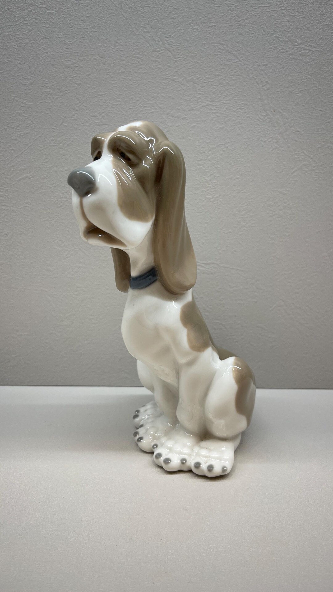 Vintage Lladro Basset Hound Dog Figurine – Glossy Porcelain Beagle ...