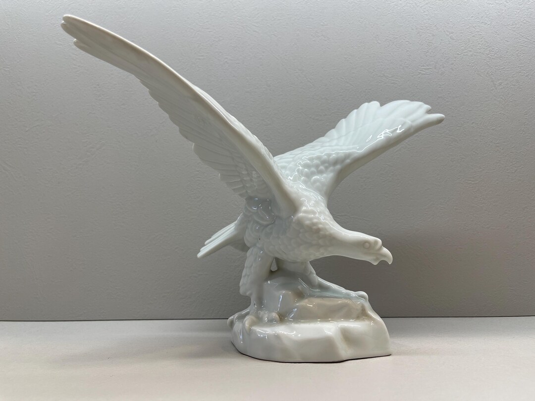 Herend Hungary Rare White Eagle on the Rock White Porcelain Figurine - Etsy