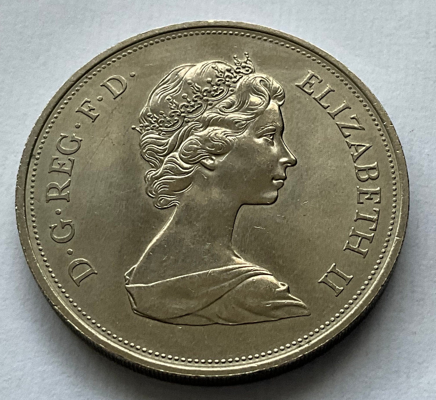 1972 Queen Elizabeth and Prince Philip Silver Wedding Crown - Etsy