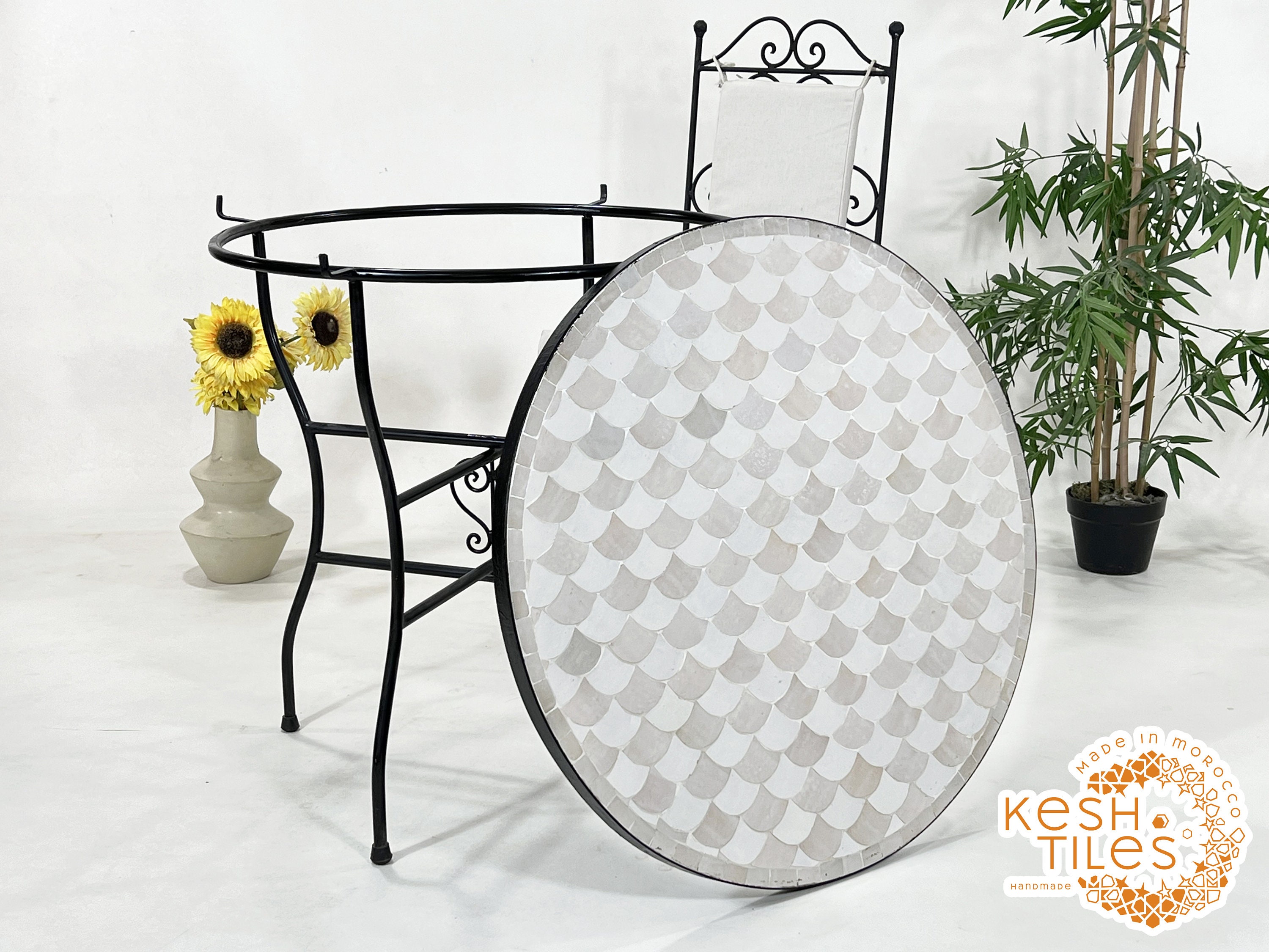 FABULOUS MOSAIC TABLE Handmade Round Fish Scale Pattern - Etsy