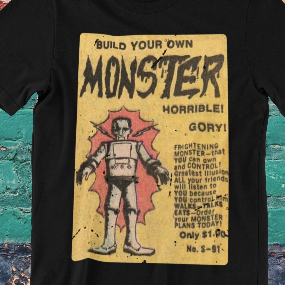Monster Horror Movie Comic T-shirt Vintage Sci-fi Comic Book Tee Retro ...