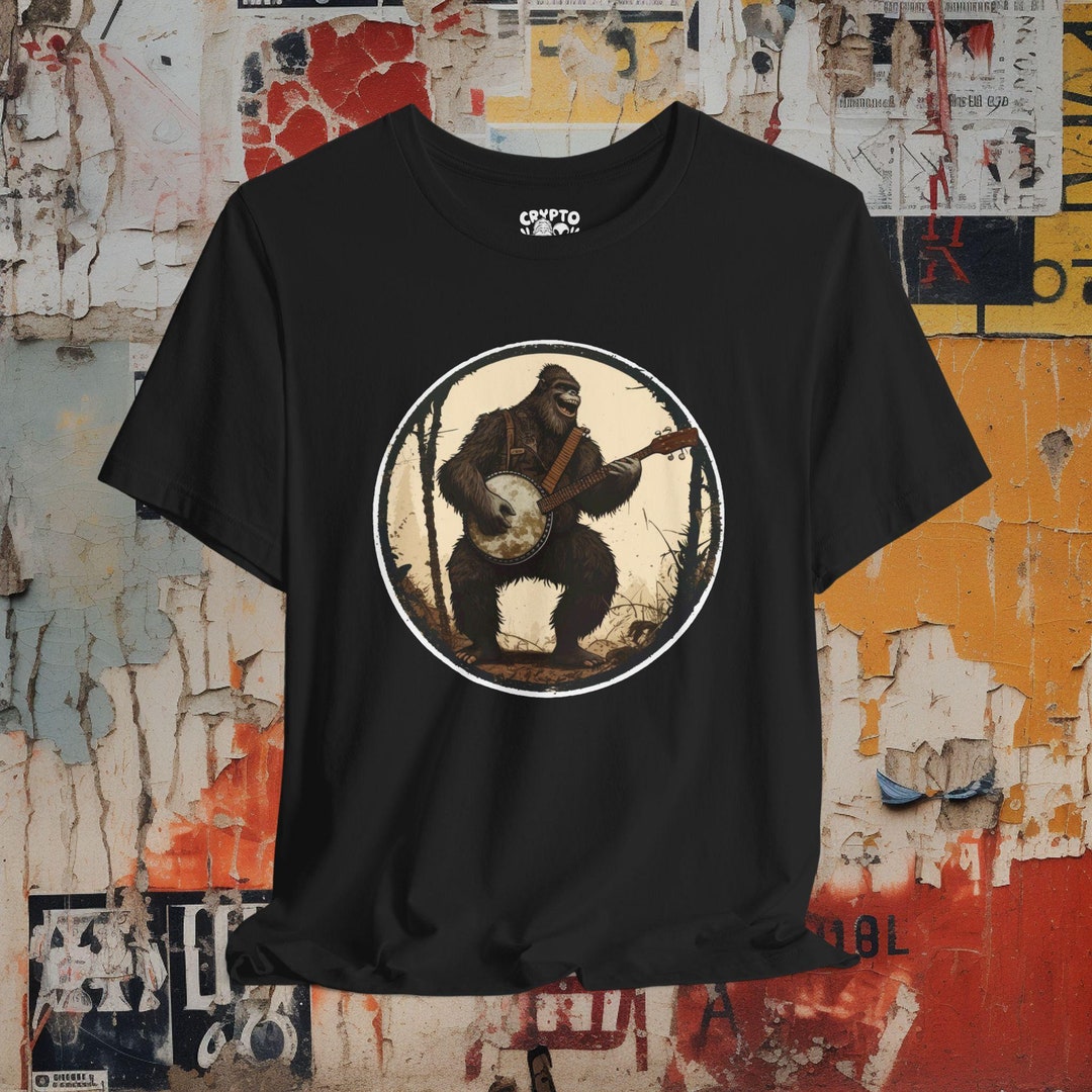 Sasquatch Banjo T-shirt Bigfoot Bluegrass Tee Cryptid Music Shirt Gift ...